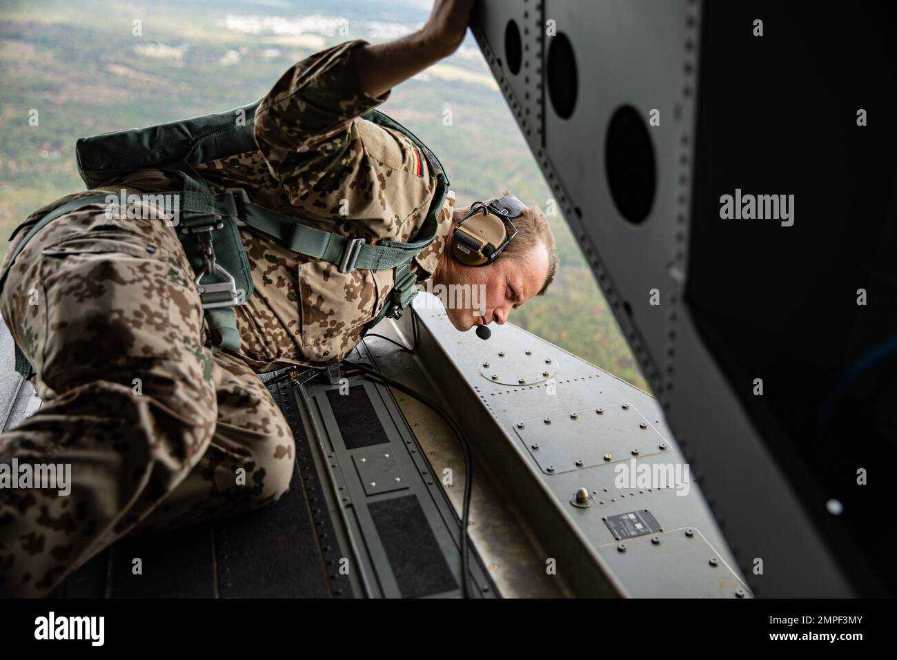 Chinook jump hi-res stock photography and images - Alamy