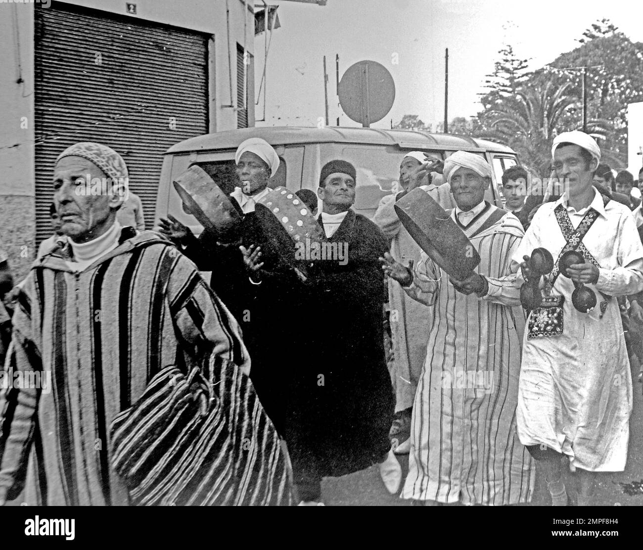 STREET PARADE, TETOUAN MOROCCO 1972 PIC MIKE WALKER 1972 Stock Photo ...