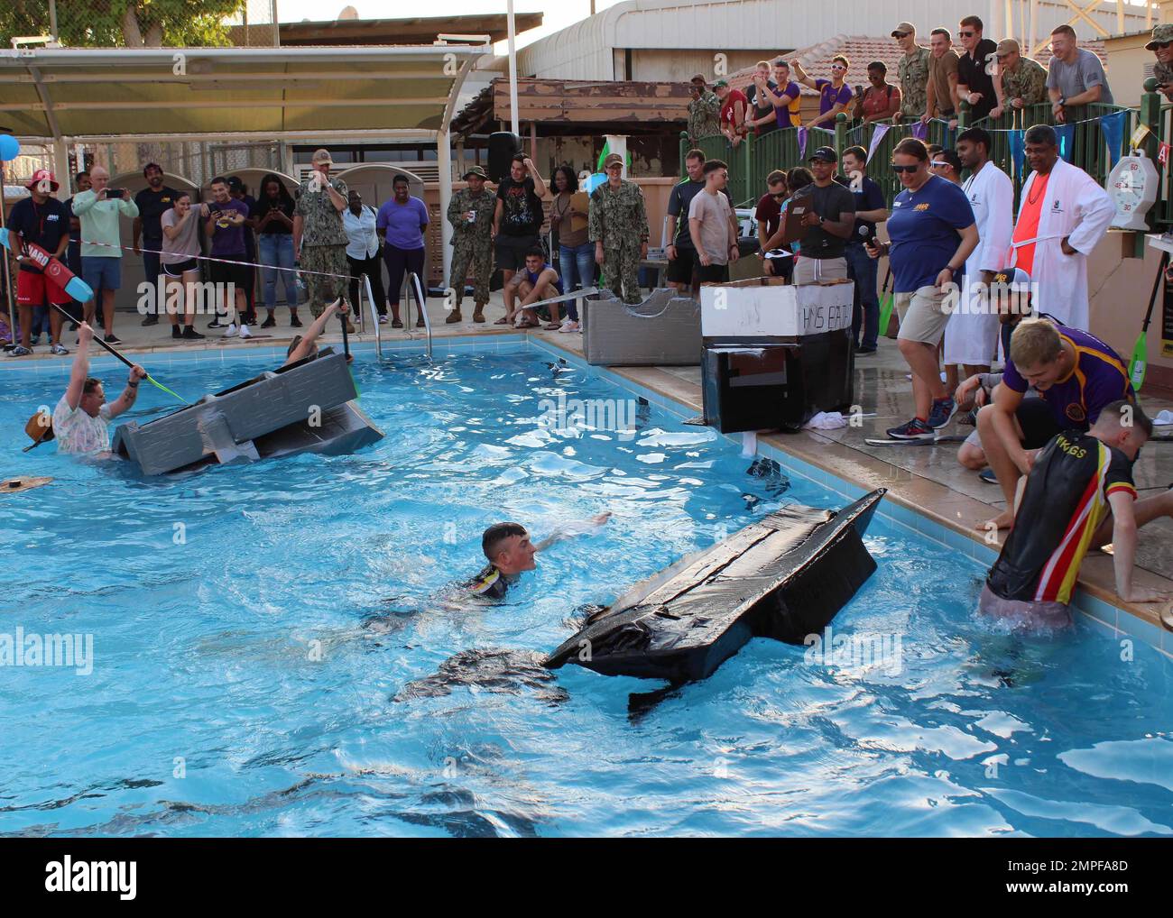 Cardboard boats hi-res stock photography and images - Alamy