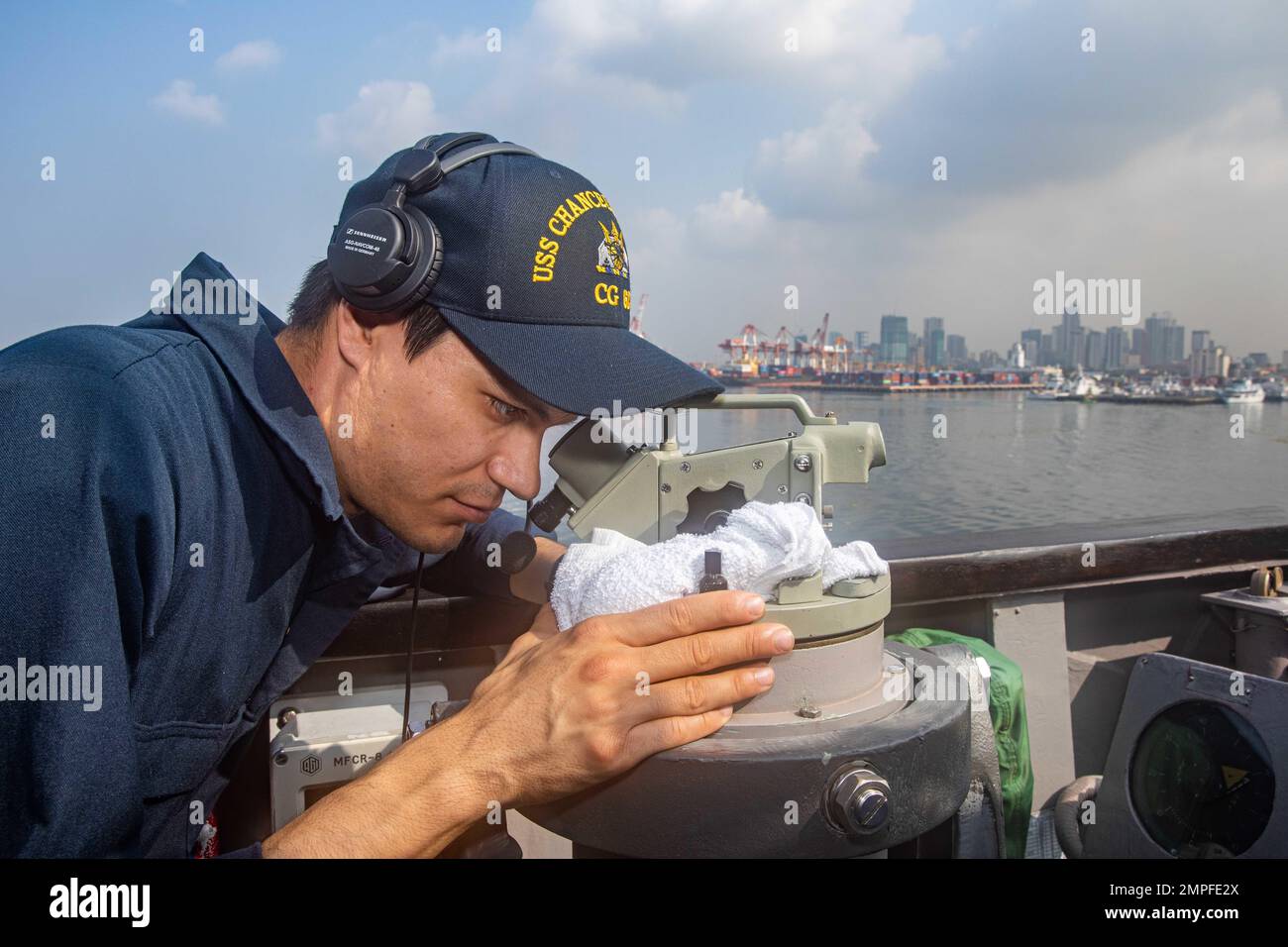 MANILLA, Philippines (Oct. 14, 2022) Quartermaster Seaman Sean Arnold ...
