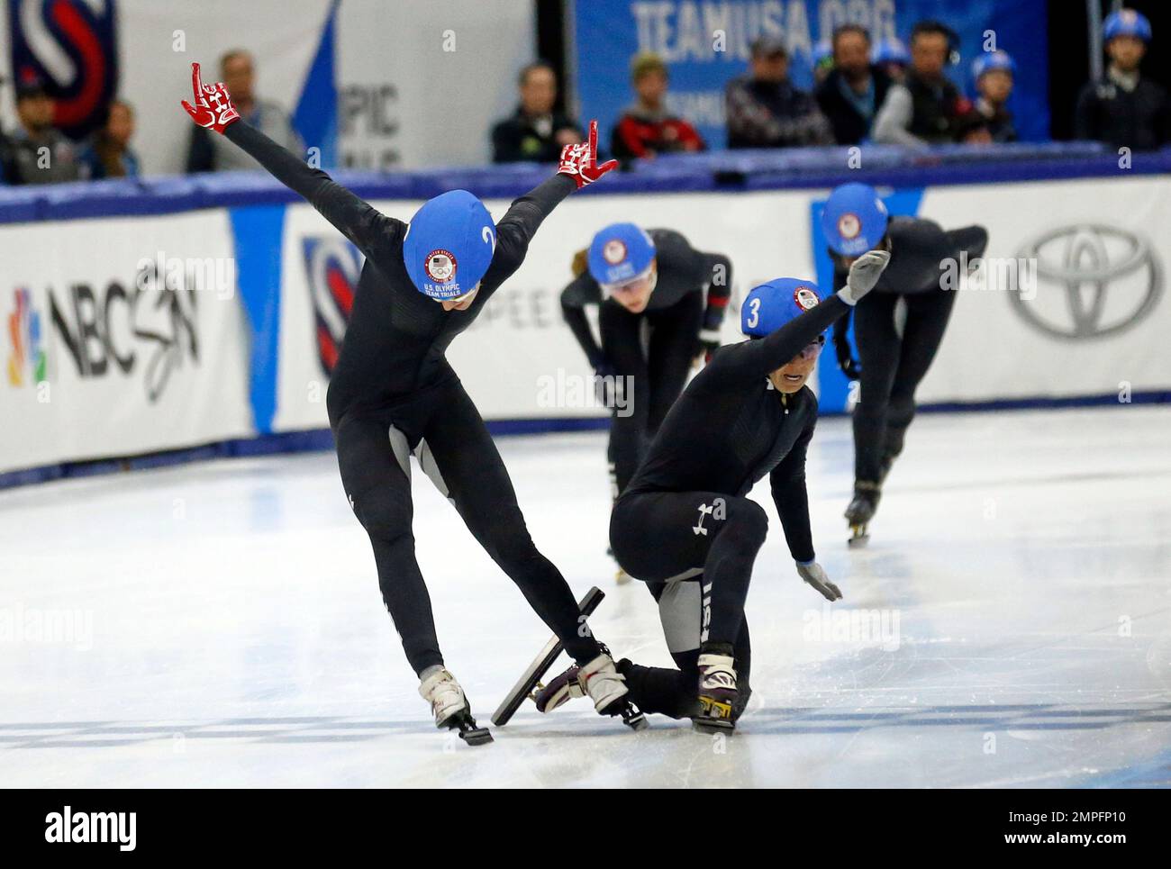 Lana Gehring (2) crosses the finish before Jessica Kooreman (3) during ...