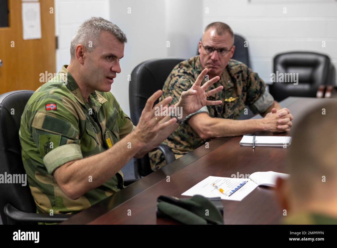 Norwegian Army MajGen Lars S. Lervik, Chief of the Norwegian Army, left ...