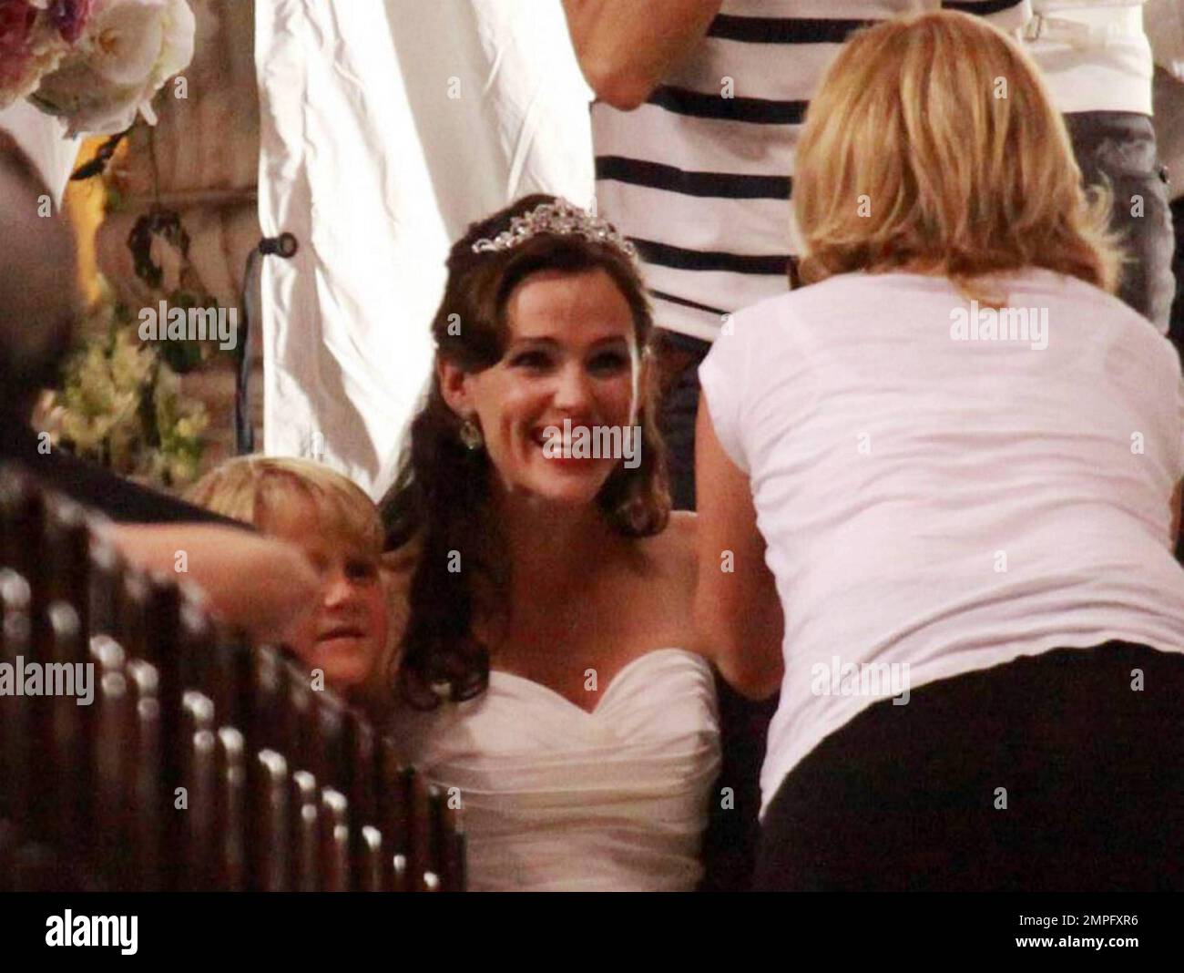 Jennifer garner wedding dress 60 photos - Astyledwedding.com