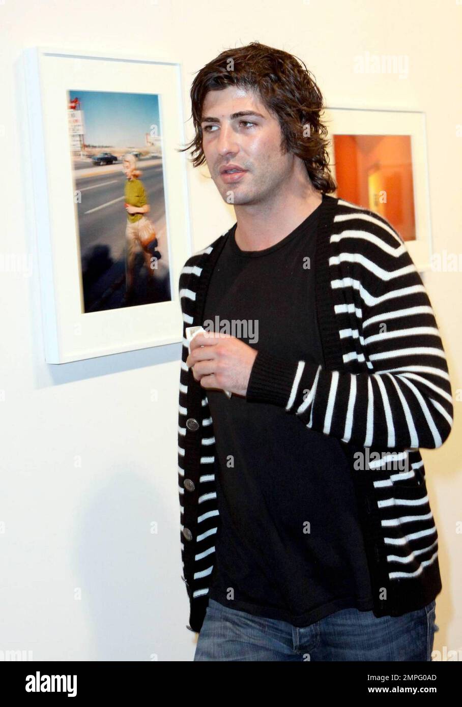 EXCLUSIVE!! Oil heir Brandon Davis heads for a cigarette break while ...