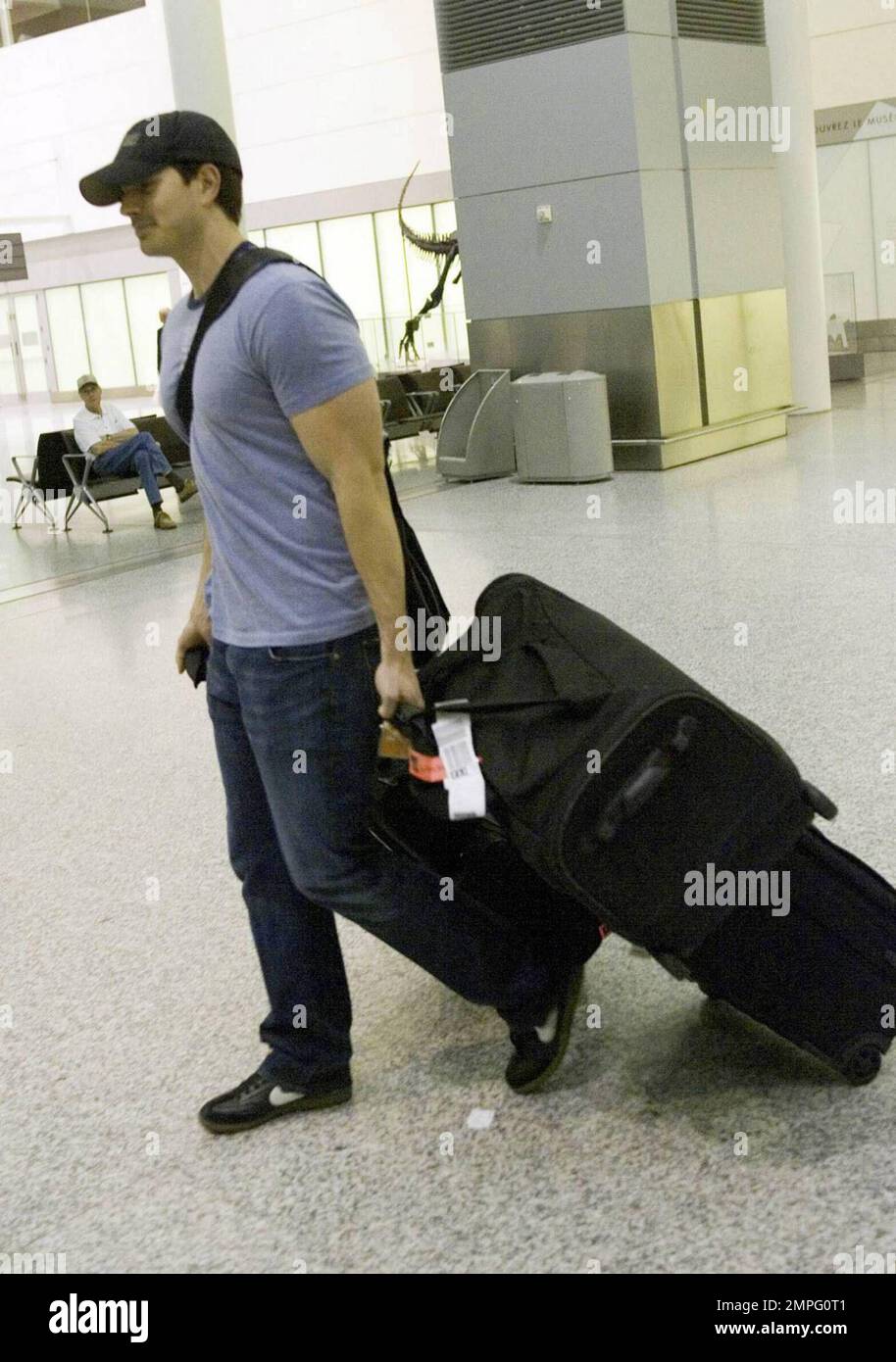 Exclusive!! "Superman" actor Brandon Routh arrives at Toronto ...