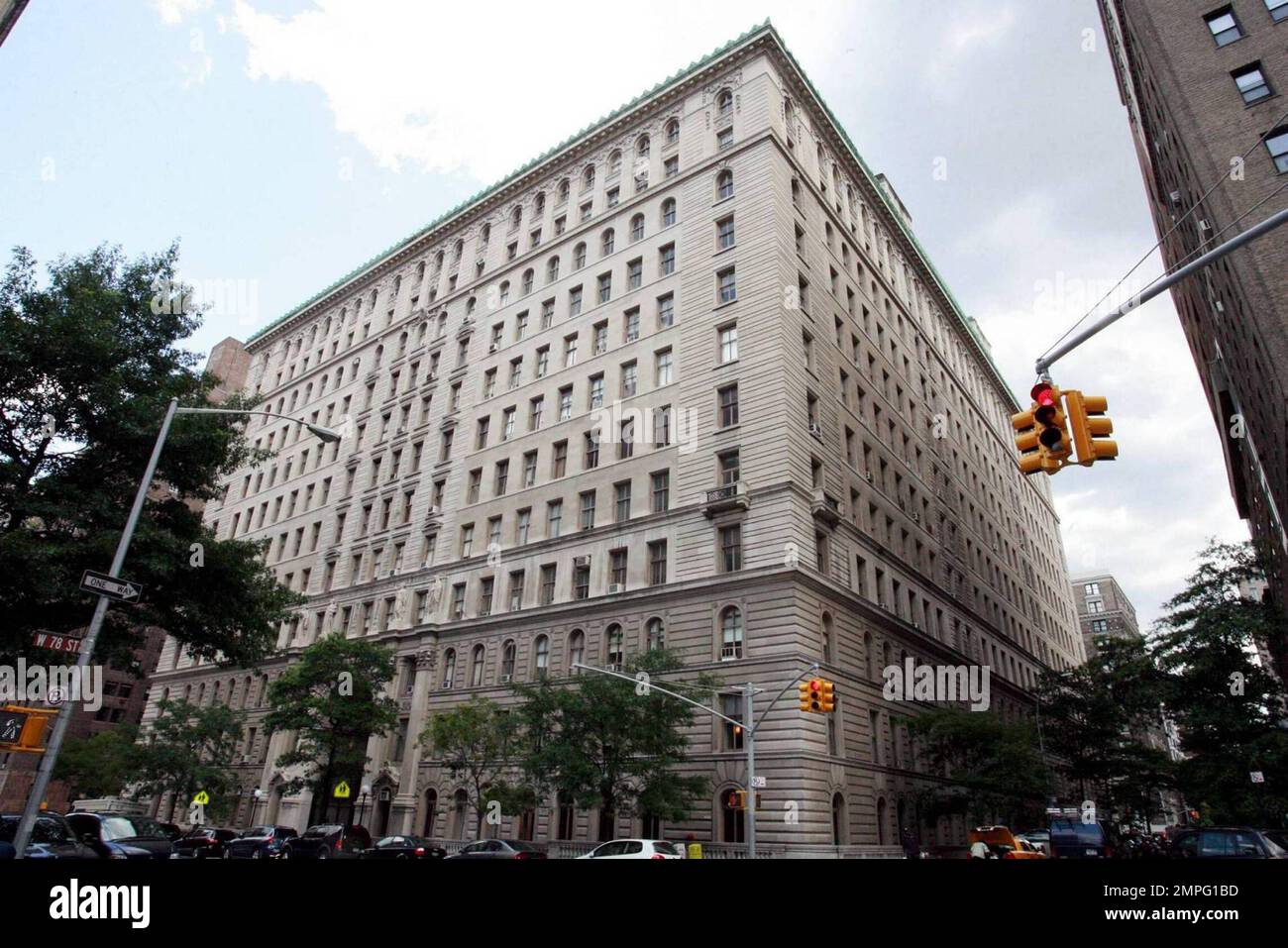 EXCLUSIVE!! General views of The Apthorp Building. It's reported that ...