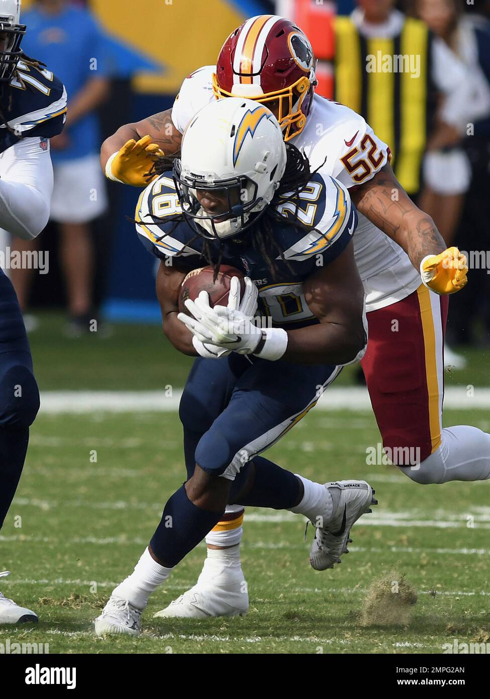 Los Angeles Chargers running back Melvin Gordon (28) gains yards on a ...
