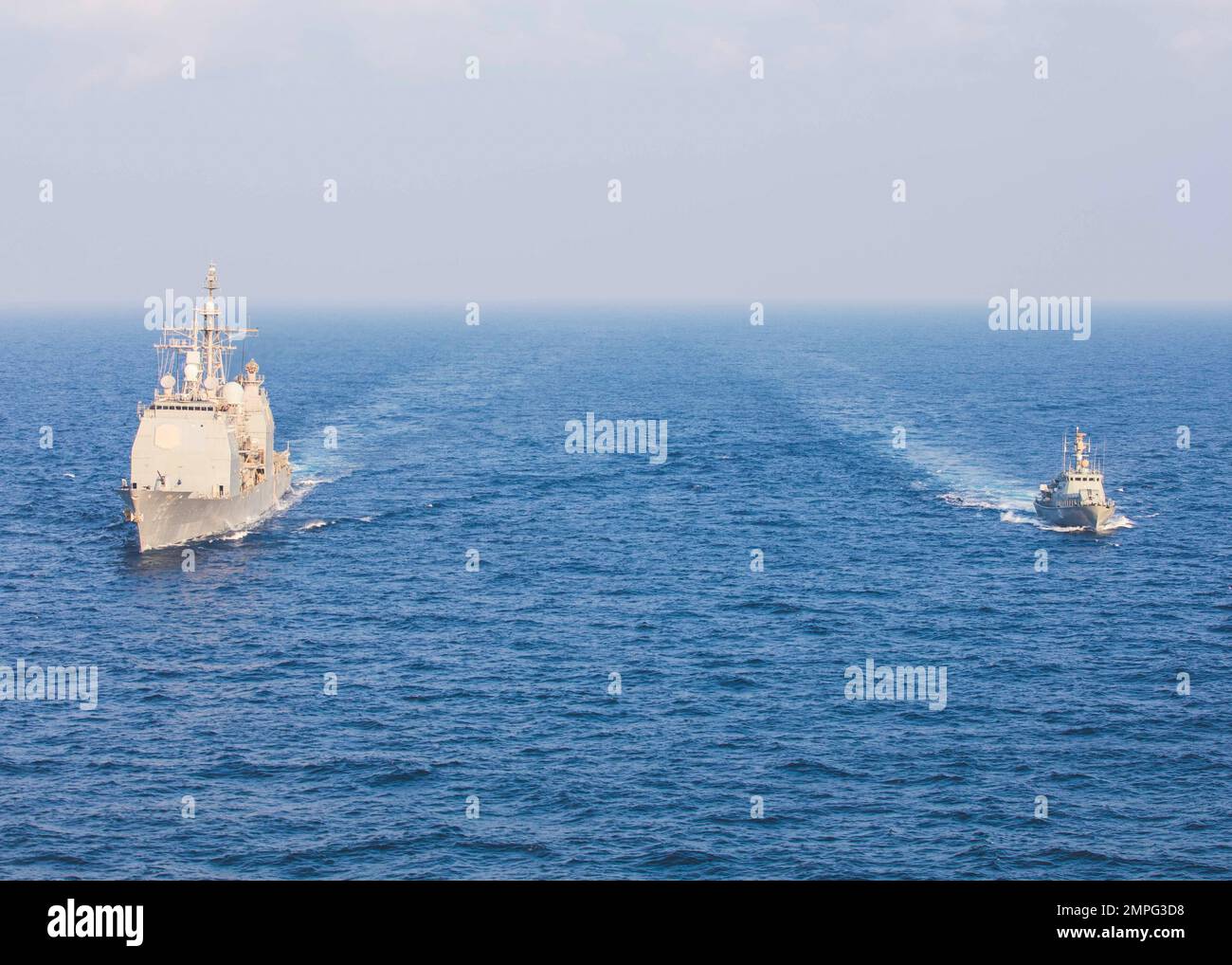 221014-N-KL637-1147 ADRIATIC SEA (Oct. 14, 2022) The Ticonderoga-class ...