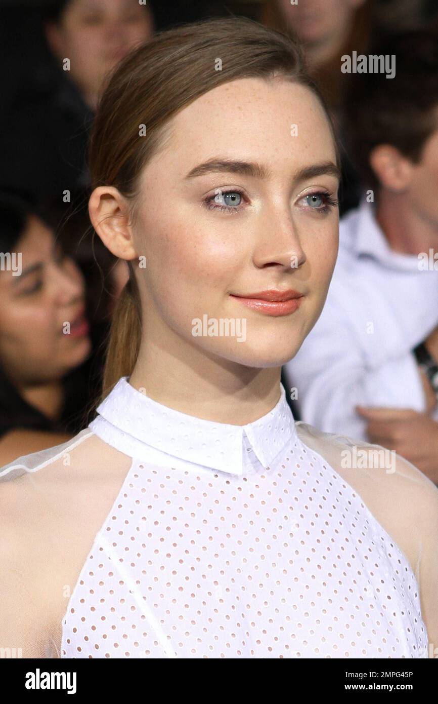 Saoirse Ronan at the world premiere of "The Twilight Saga: Breaking ...