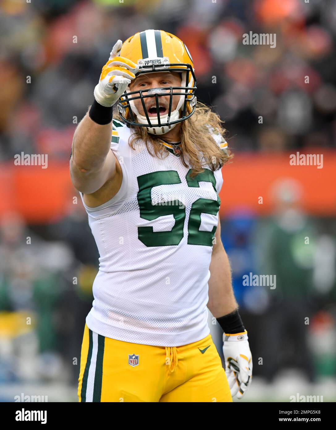 Green Bay Packers outside linebacker Clay Matthews (52) reacts during ...