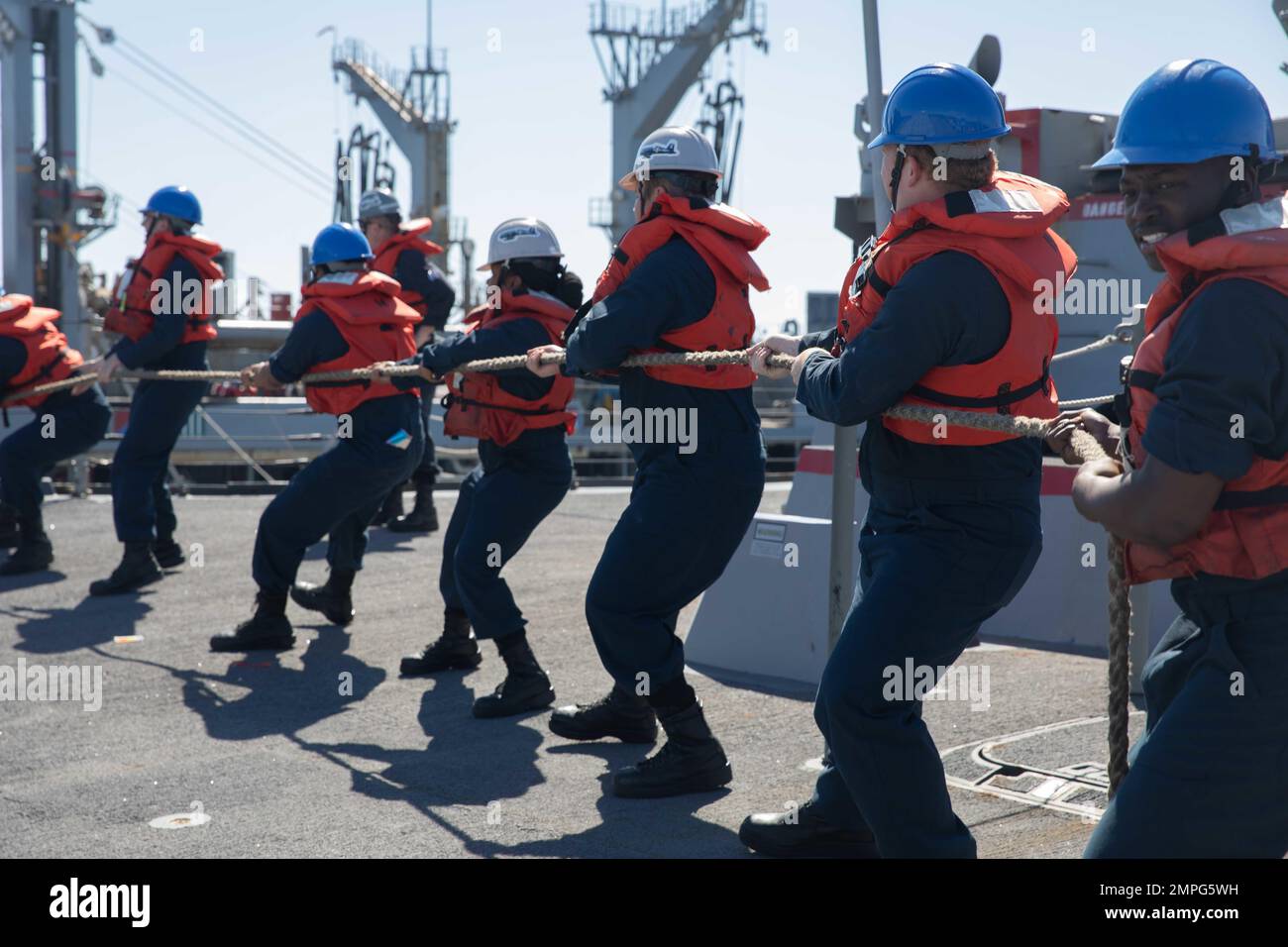 221014-N-WQ732-1418 ATLANTIC OCEAN (Oct. 14, 2022) – Sailors handle a ...