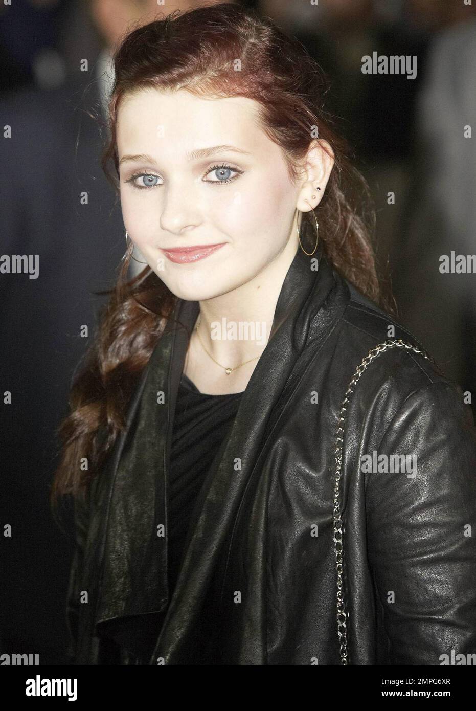 14-year-old Abigail Breslin arrives at the red carpet premiere of ...
