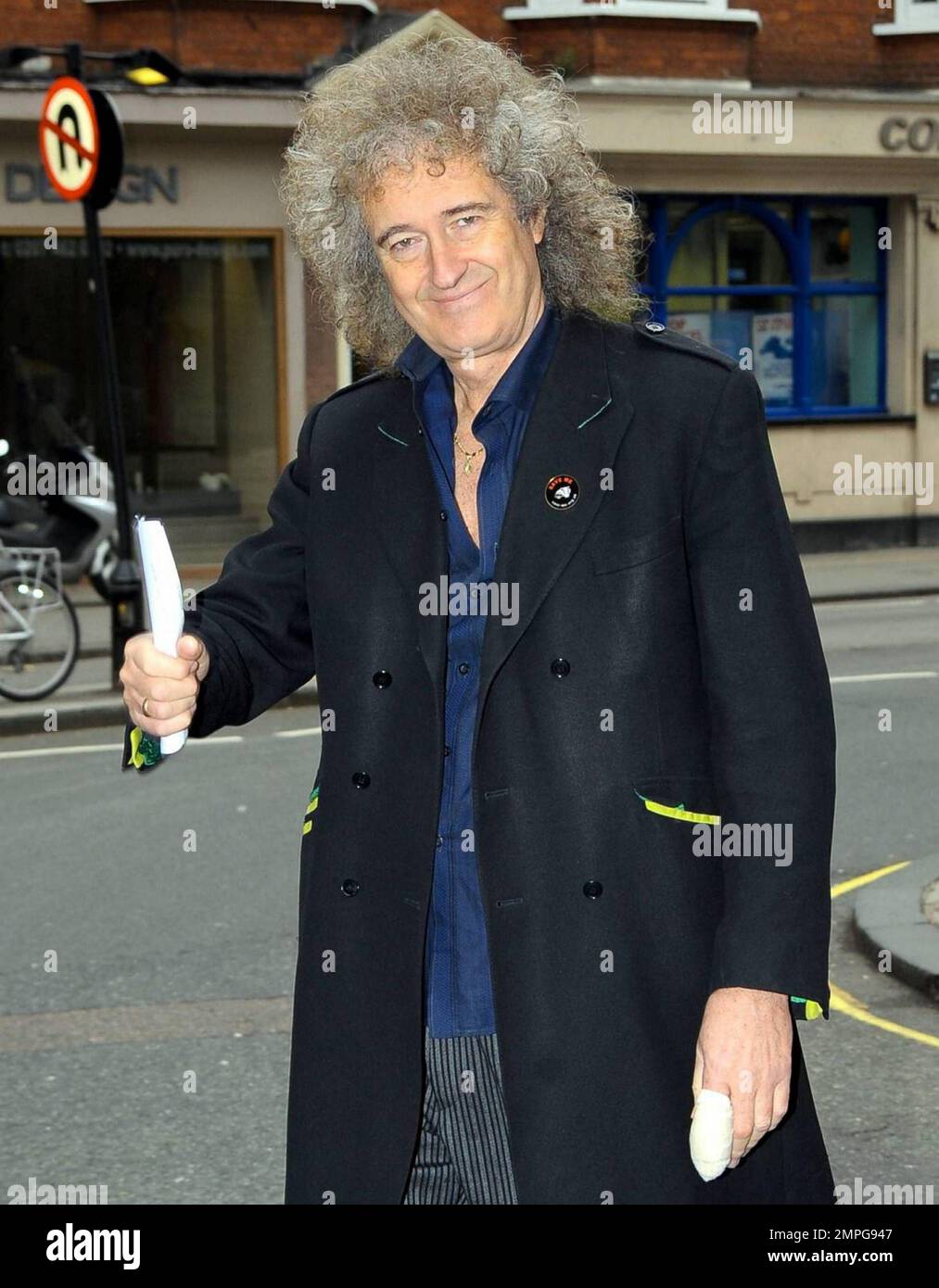 Save the badger button hi-res stock photography and images - Alamy