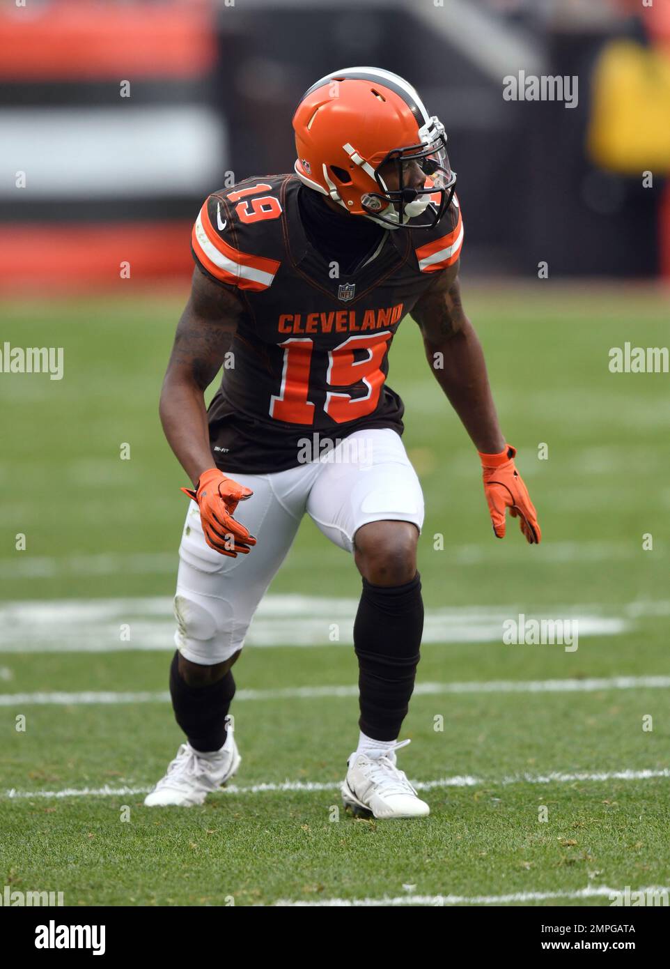 Cleveland Browns wide receiver Corey Coleman (19) runs a route during ...