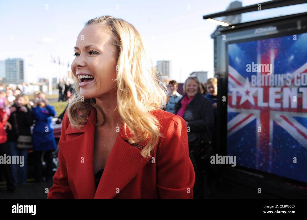 Judge Amanda Holden arrives and welcomes the crowds for Britain's got ...