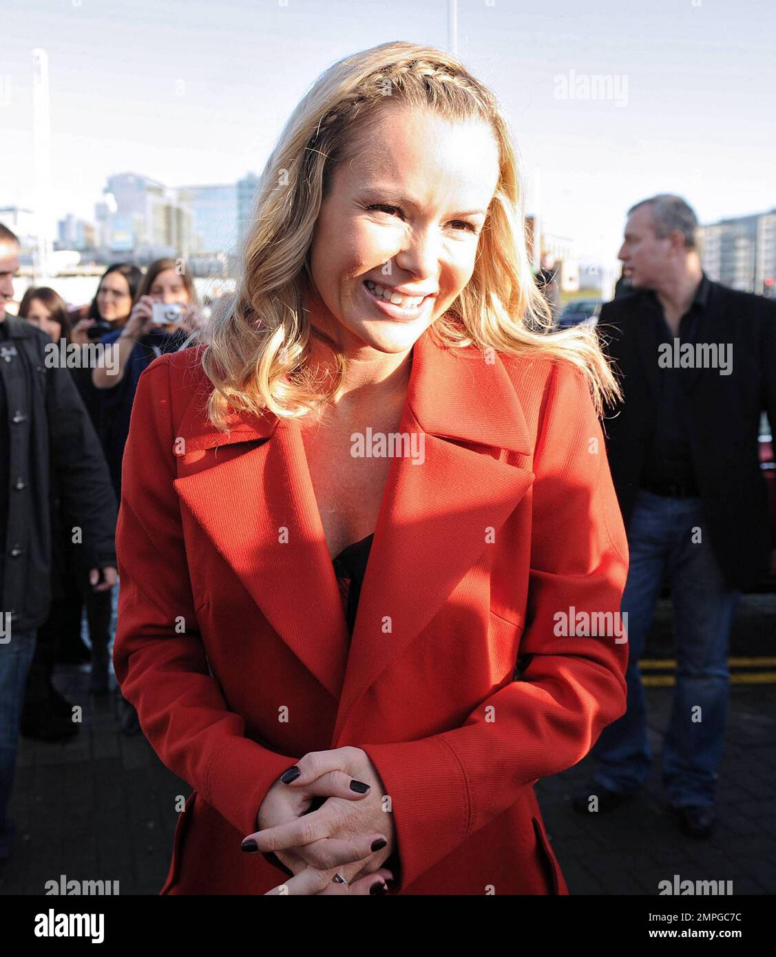 Judge Amanda Holden arrives and welcomes the crowds for Britain's got ...