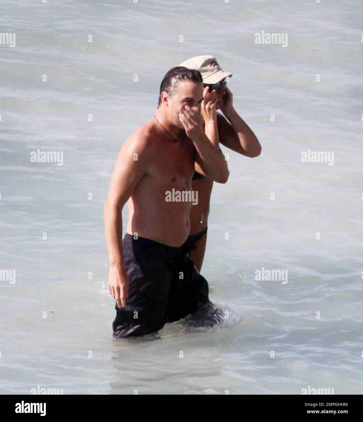 Exclusive!! Popstar Britney Spears looks in great shape in a bikini as ...