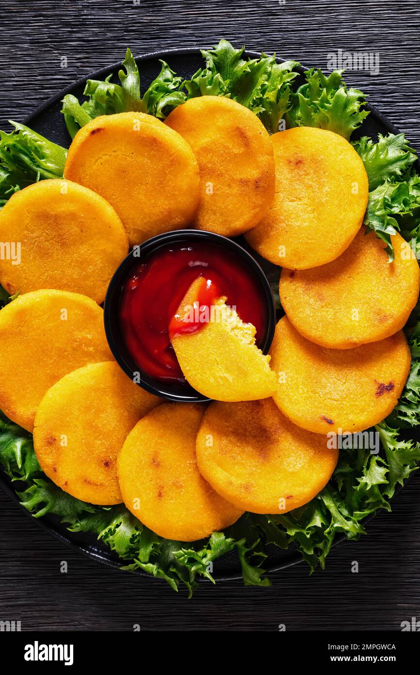 Corn dodgers hi-res stock photography and images - Alamy