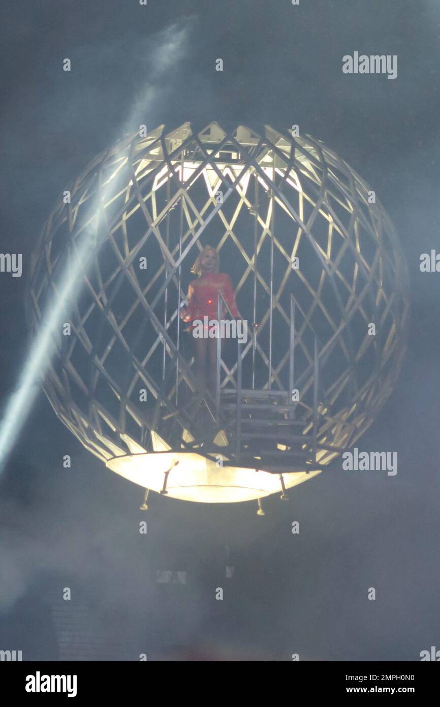 Britney spears piece of me vegas hi-res stock photography and images ...
