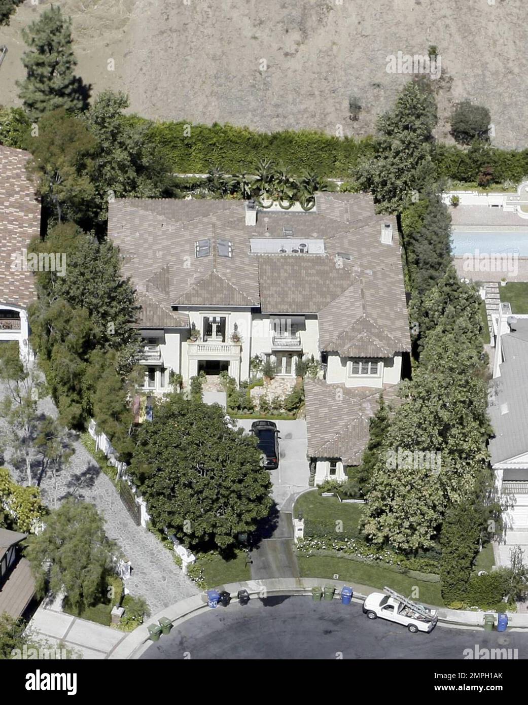 Exclusive!! This is the $7.9 million dollar Beverly Hills home in the ...