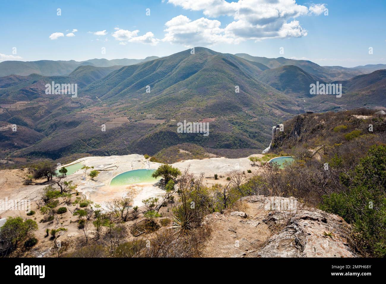 Beautiful landscape of natural infinity pool Hierve el Agua, waterfalls ...
