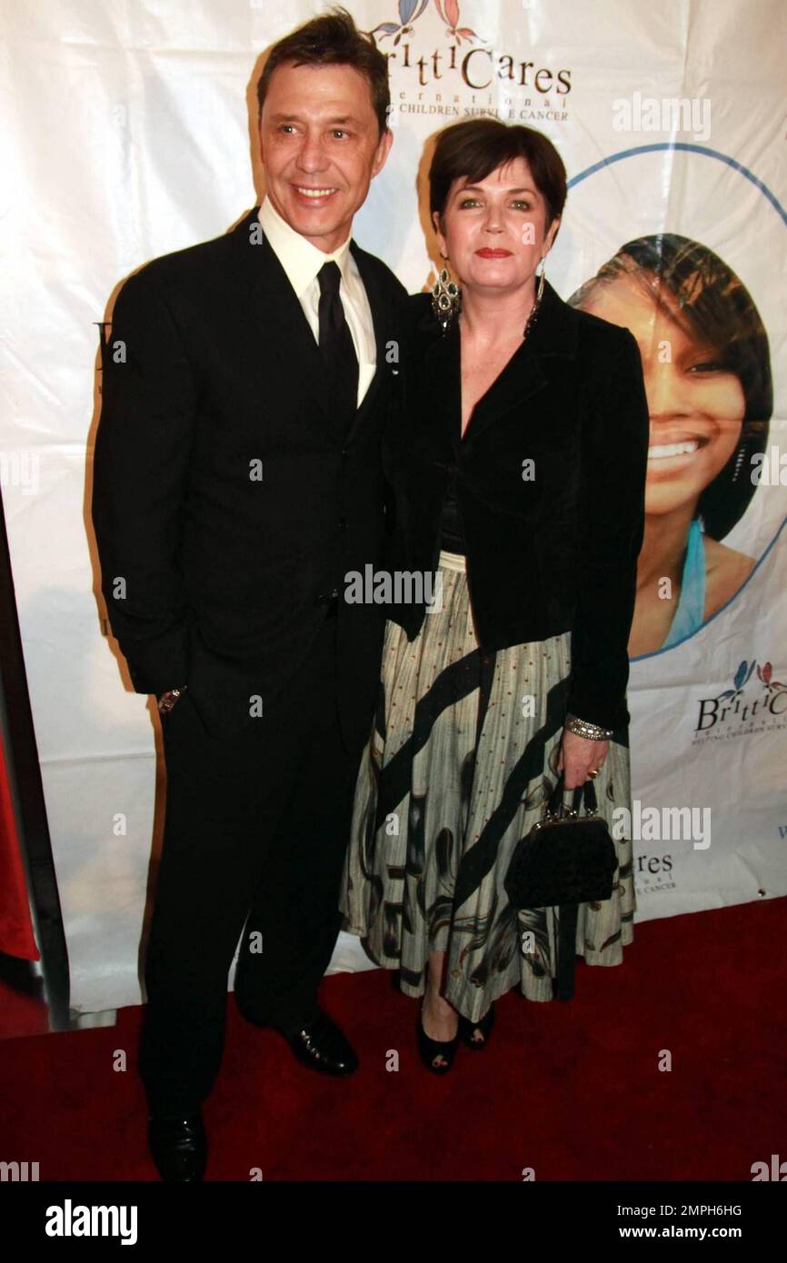 Richard Eden walks the post-Golden Globes red carpet at the Britti ...
