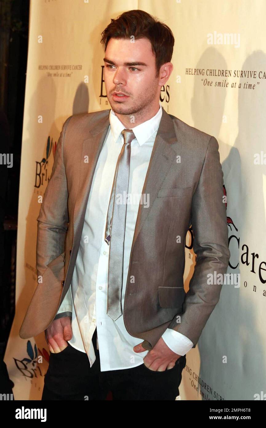 David Bygrave walks the post-Golden Globes red carpet at the Britti ...