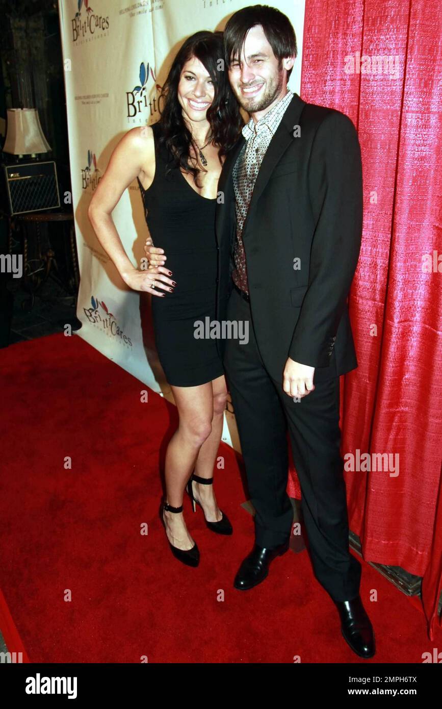 Derek Pratt walks the post-Golden Globes red carpet at the Britti Cares ...