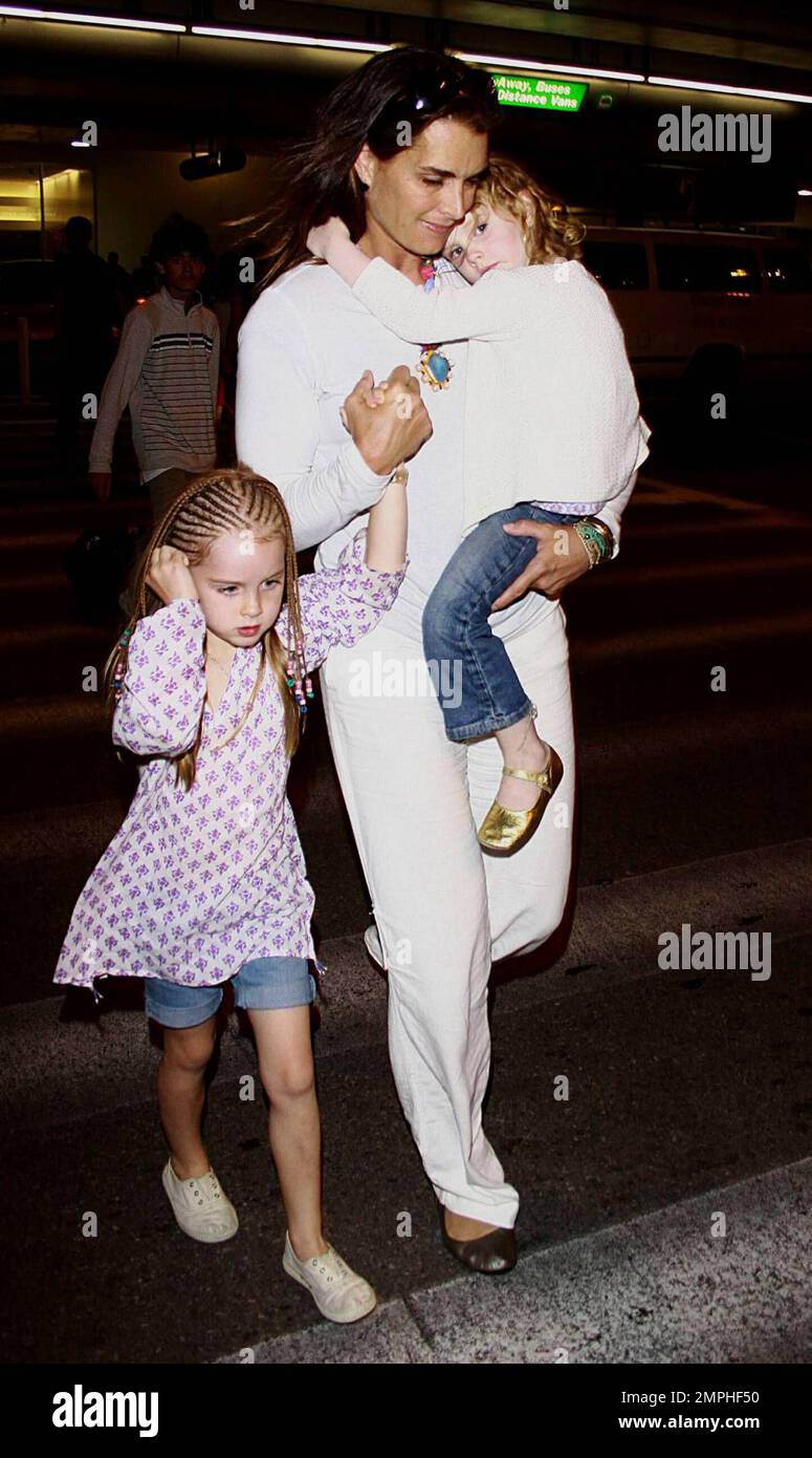Brooke Shields arrives at LAX with her two adorable daughters Rowan and ...