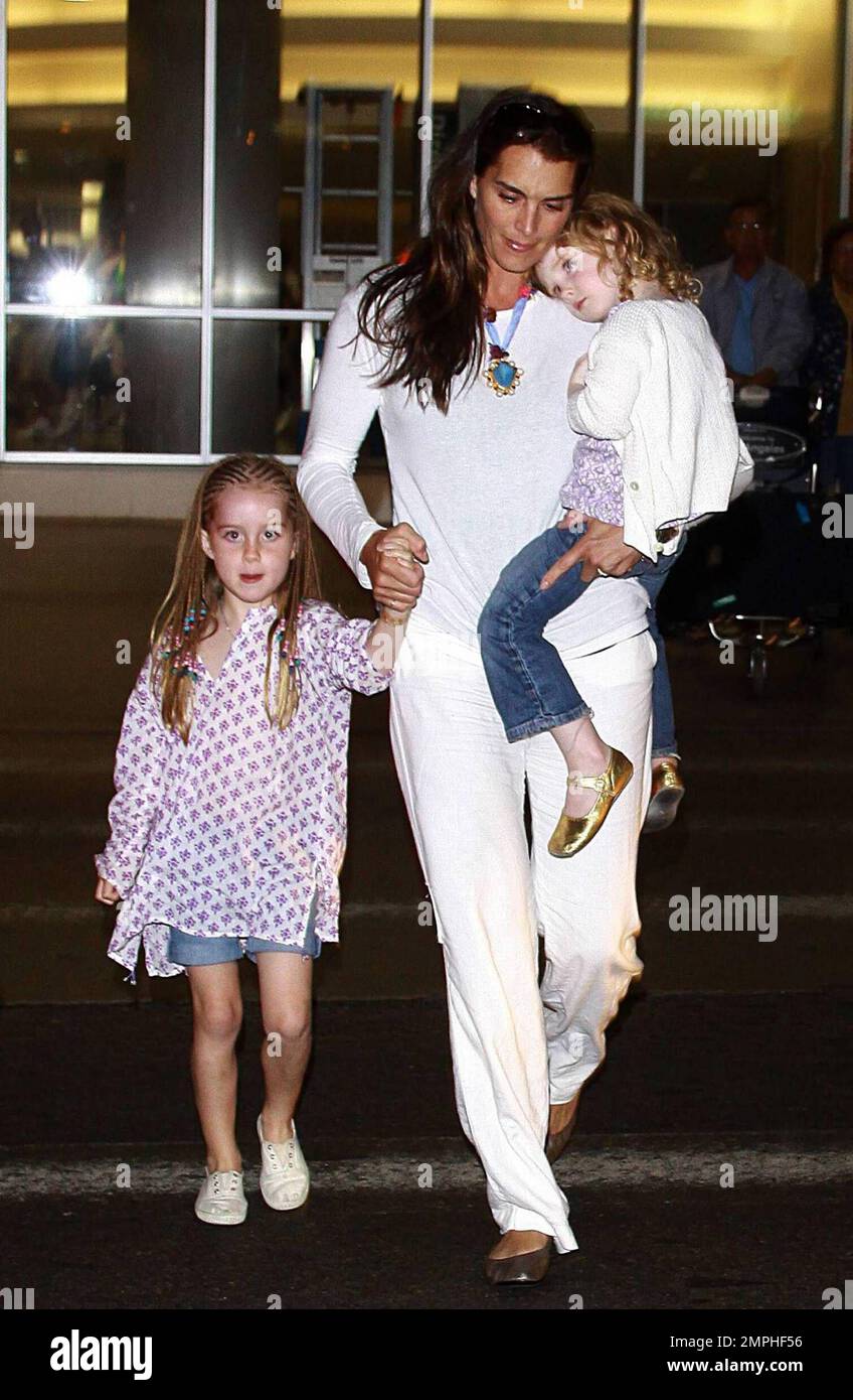 Brooke Shields arrives at LAX with her two adorable daughters Rowan and ...