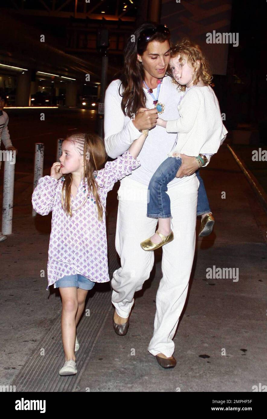 Brooke Shields arrives at LAX with her two adorable daughters Rowan and ...