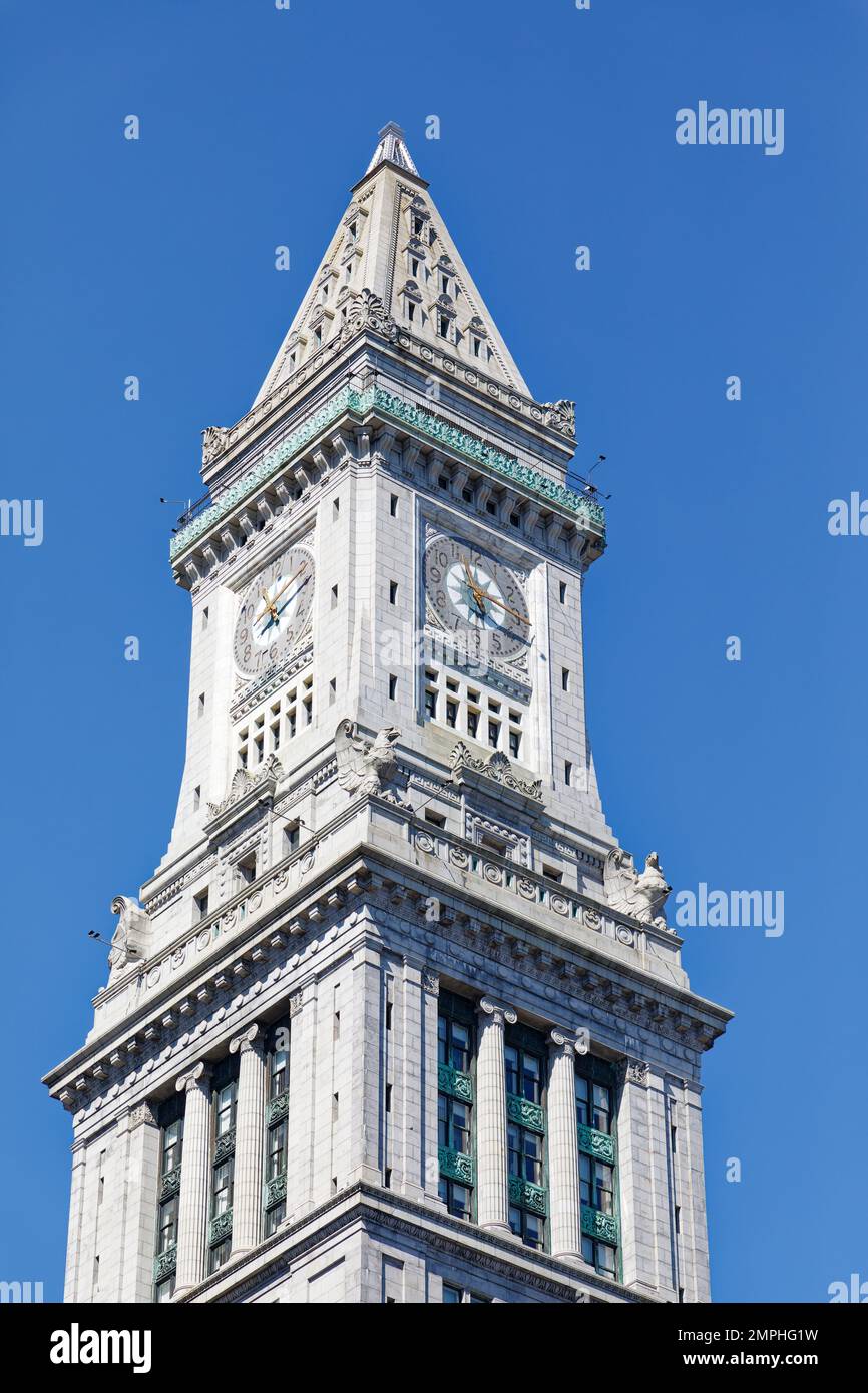Boston landmark Custom House Tower, built in 1915 atop the Custom House ...