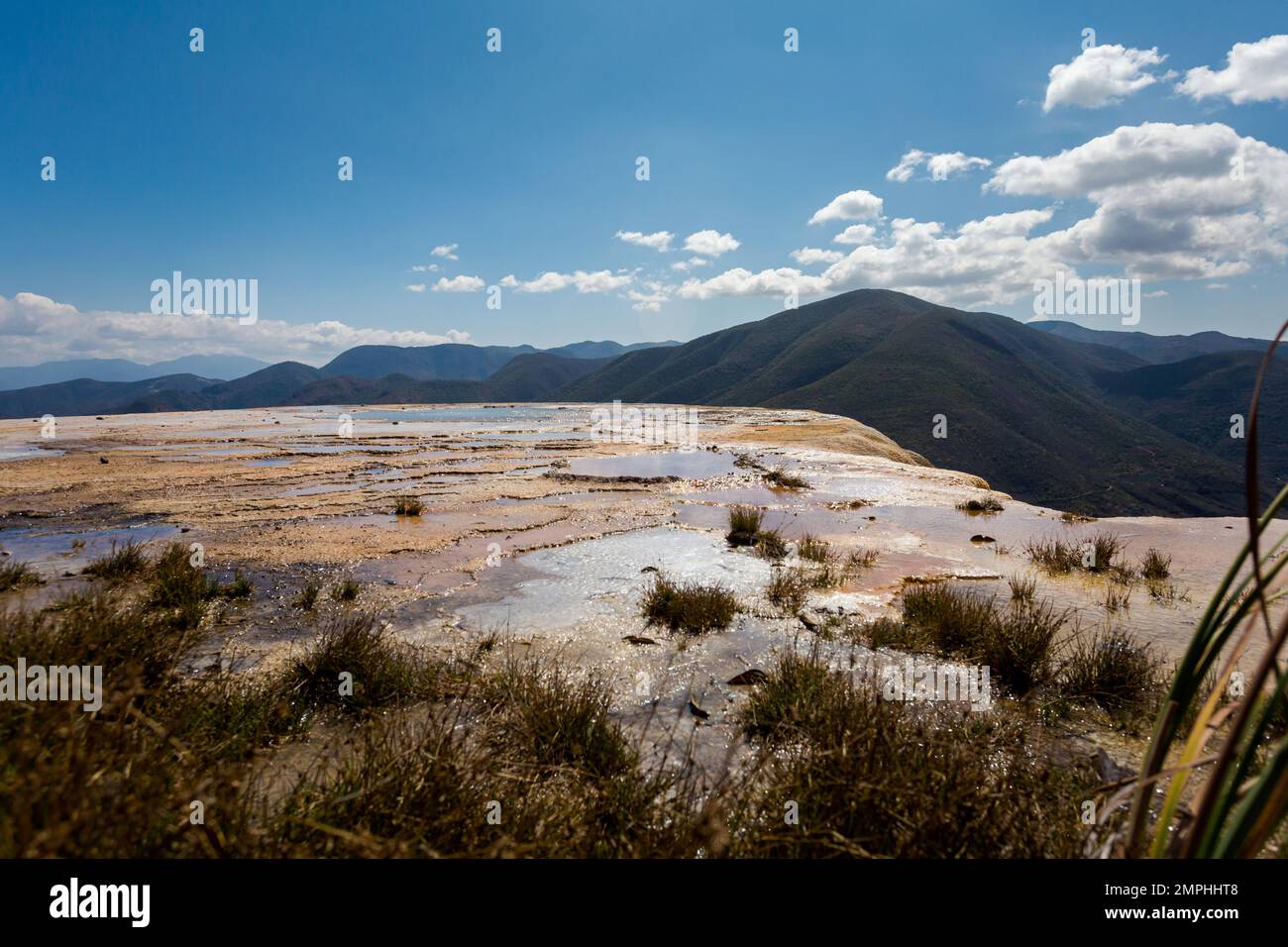 Beautiful landscape of natural infinity pool Hierve el Agua, waterfalls ...