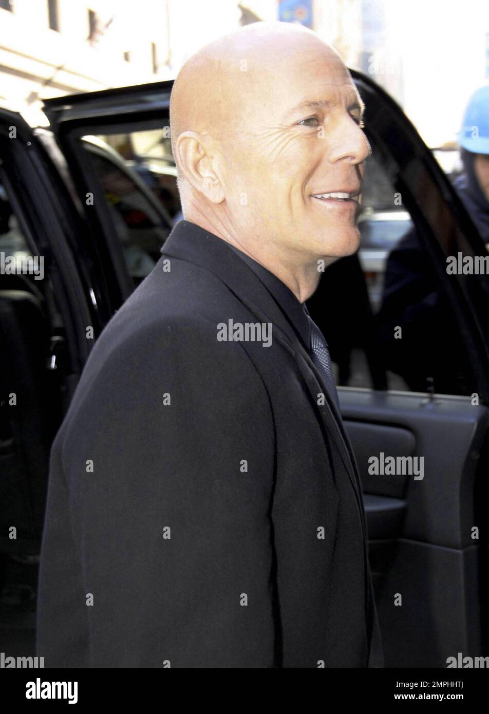 Bruce Willis arrives for an appearance on "Good Morning America" in New ...