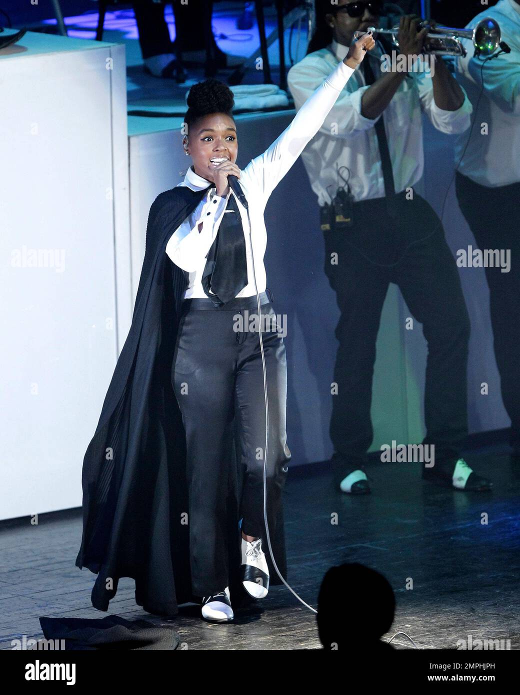 Jackie gleason show hi-res stock photography and images - Alamy