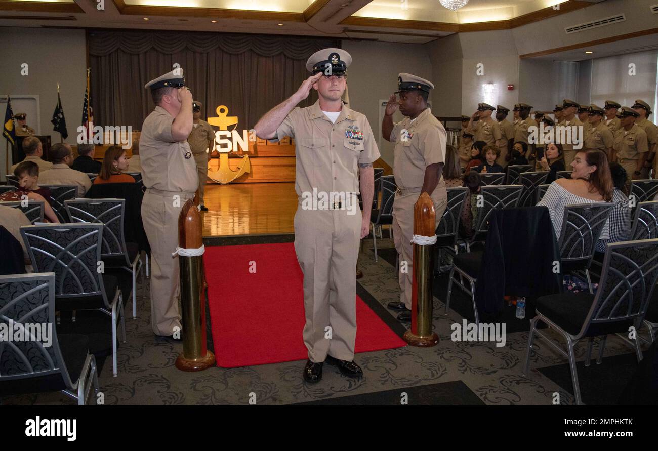 Chief Machinist’s Mate Derek Lipchey, assigned to Surface Warfare ...