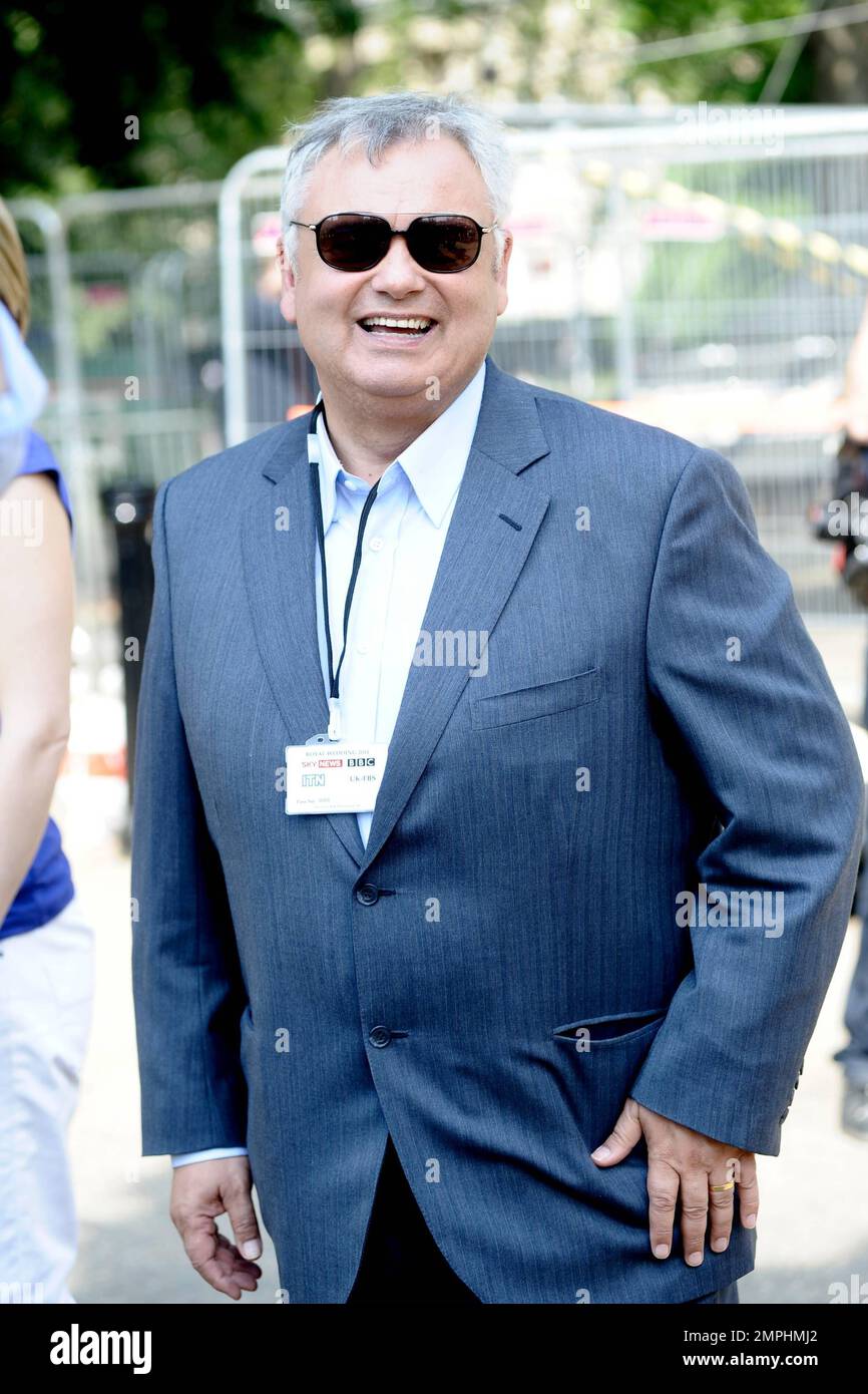 Eamon Holmes at Buckingham Palace on the day before the royal wedding ...