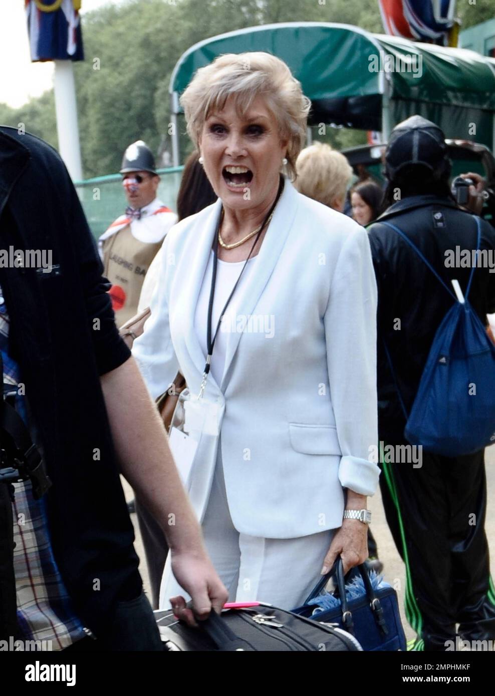 Angela rippon black and white hi-res stock photography and images - Alamy