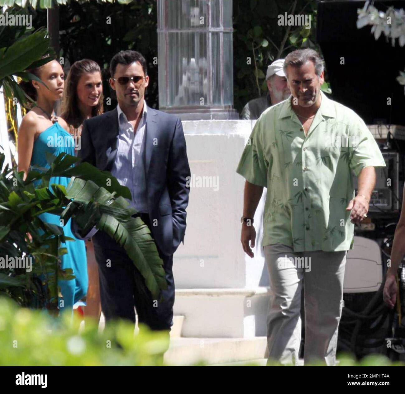 - Jeffrey Donovan and Bruce Campbell film a scene for Burn Notice in ...