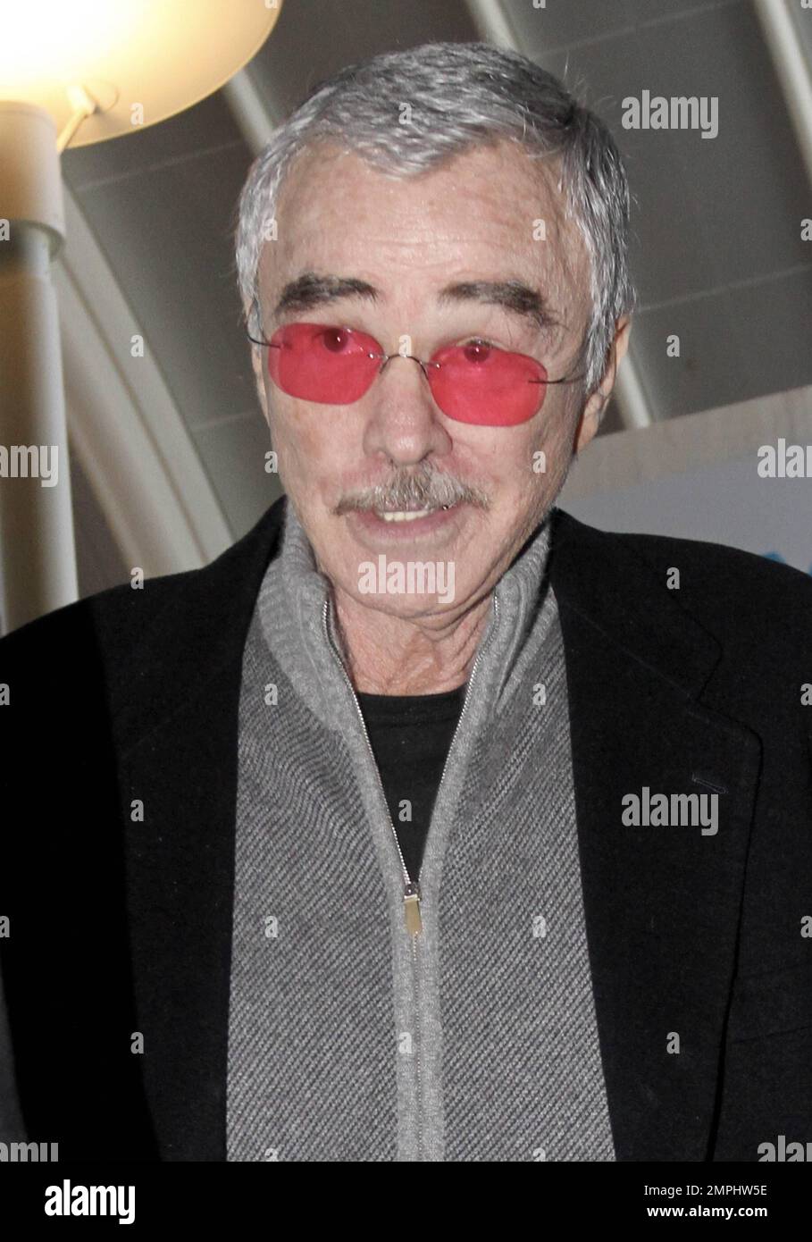 Burt Reynolds Was Spotted Arriving At Lax Airport From A Flight From Ft