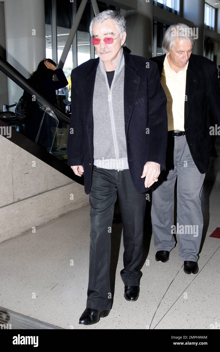 Burt Reynolds Was Spotted Arriving At Lax Airport From A Flight From Ft