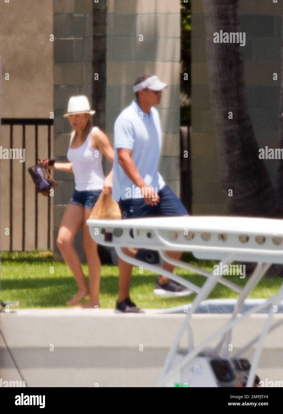 Cameron Diaz and beau Alex Rodriguez relax on shore after taking to the waters of Biscayne Bay ...