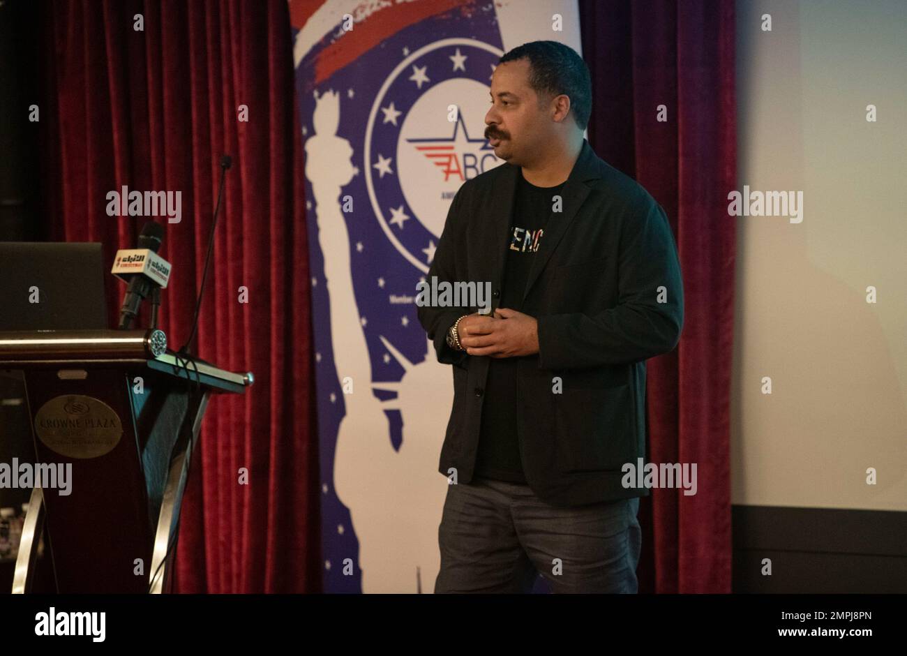 U.S. Air Force Master Sgt. Timothy Overby, 386th Expeditionary ...