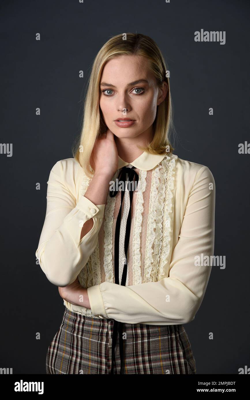 Margot Robbie, a cast member in the film "I, Tonya," poses for a ...