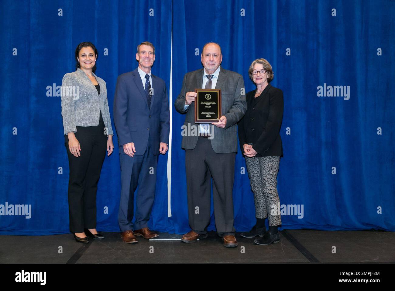 El hogan hi-res stock photography and images - Alamy