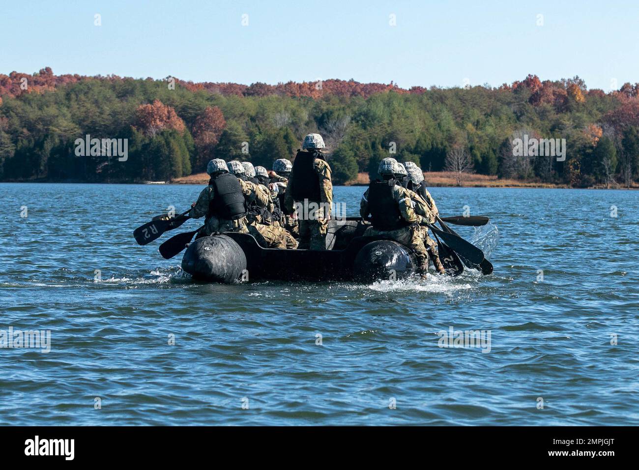 The Georgia Military College Ranger Challenge Team paddles on Lower ...