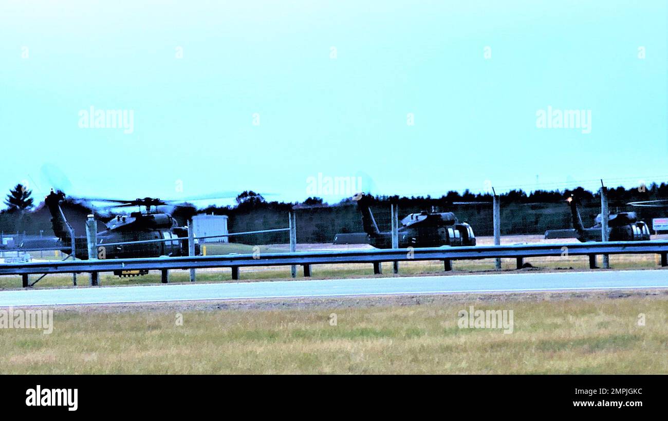 Aircrews with the Minnesota National Guard operate UH-60 Black Hawk ...