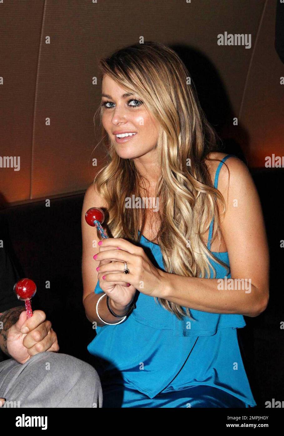 Exclusive!! Carmen Electra and fiance Rob Patterson enjoy a Sugar ...