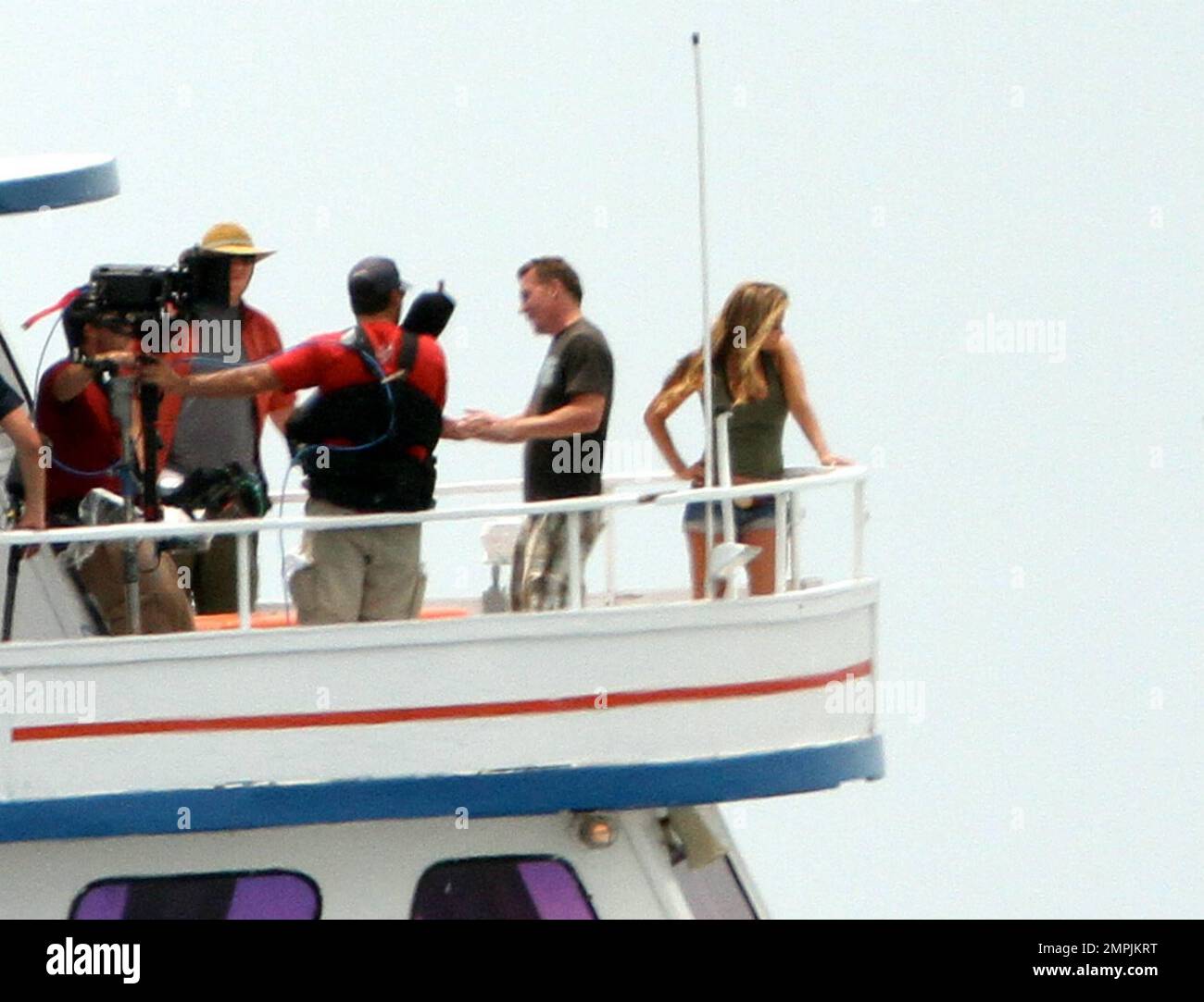 EXCLUSIVE!! While on the set of her new movie, Carmen Electra spends a ...