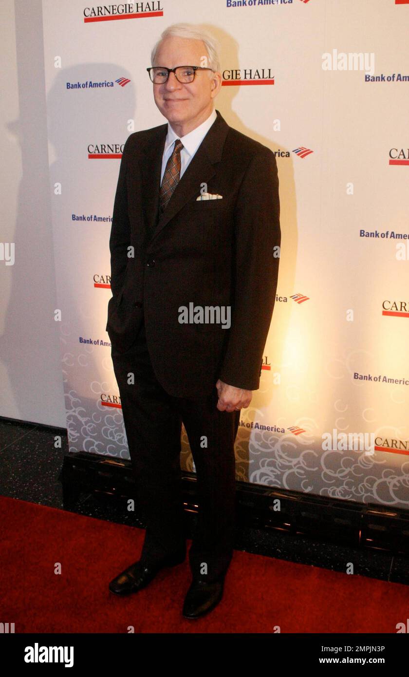 Steve martin white suit hi-res stock photography and images - Alamy